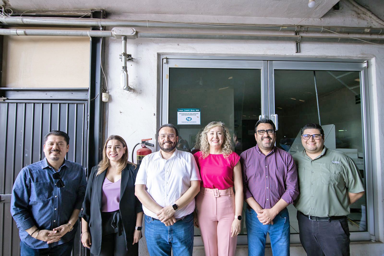 Editoriales Once Ríos recibe el Distintivo “Impulso Nafin” de manos del ...